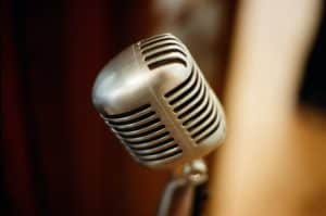 5 Best Vintage Microphones for Both Stage and Studio - The Old Timey