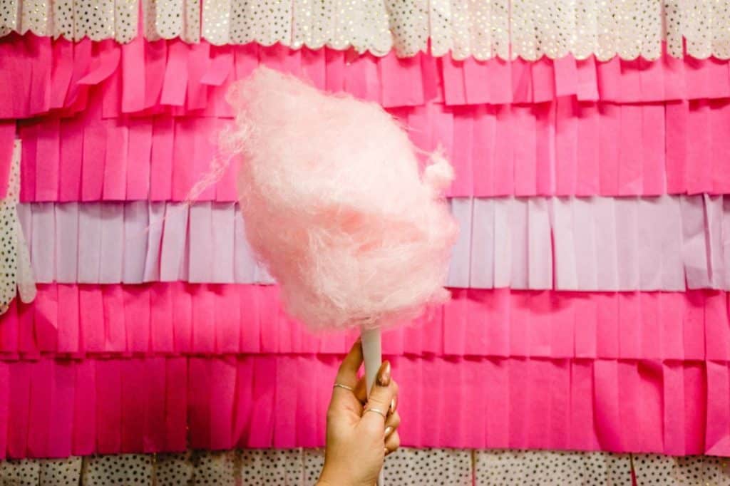 7 Best Retro Cotton Candy Machines For Your Home - The Old Timey
